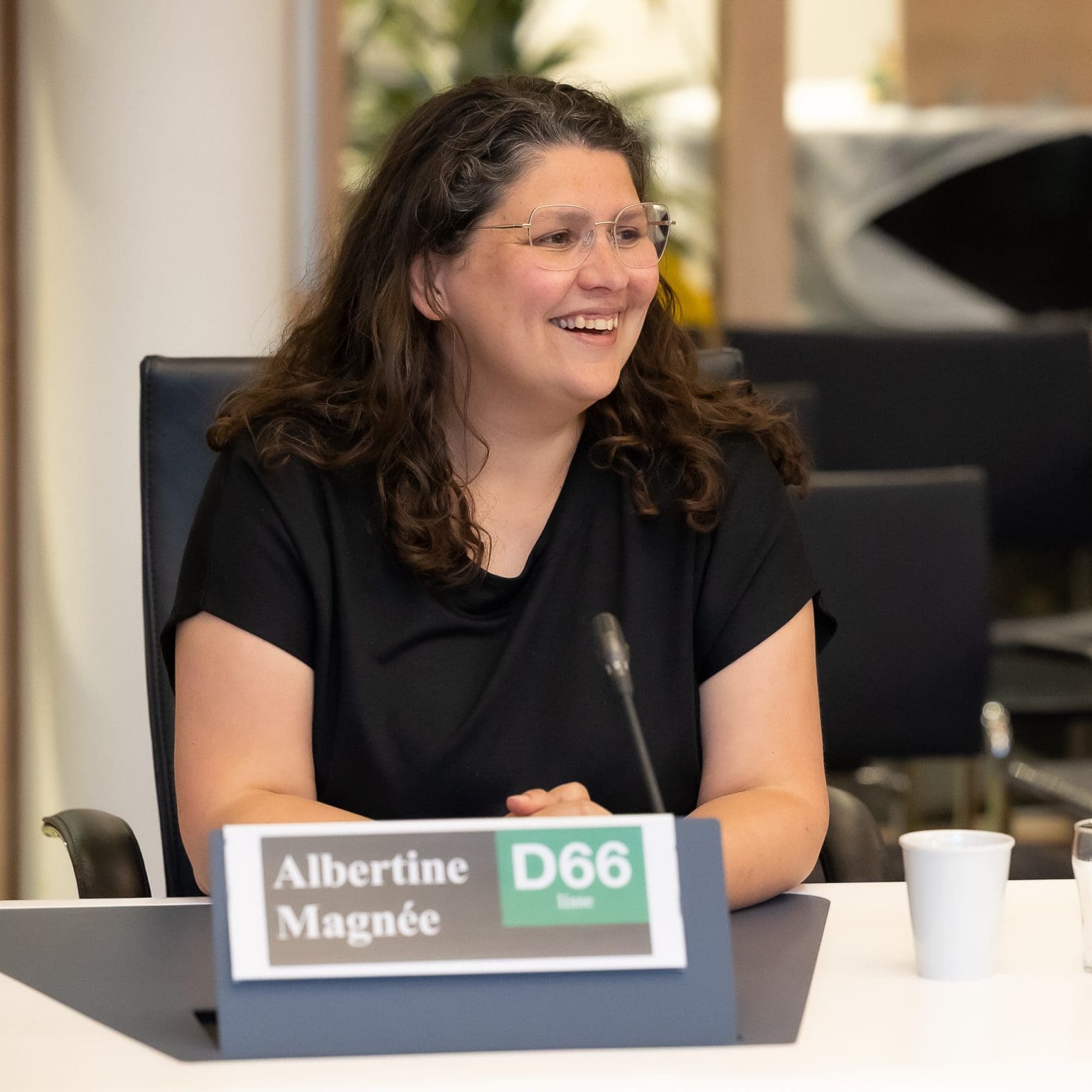 Albertine Magnée-Meijer lijsttrekker voor D66 Lisse - Bollenstreek Omroep